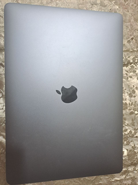 Apple MacBook Pro m1 2020 года