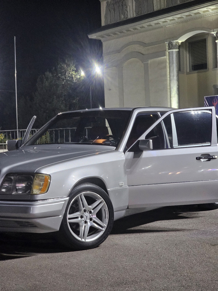 Mersdes-Benz w124