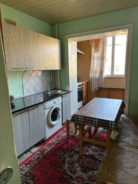 Chilonzor farxatiski yonida 2 xonali xamma sharoitlari bor 400$