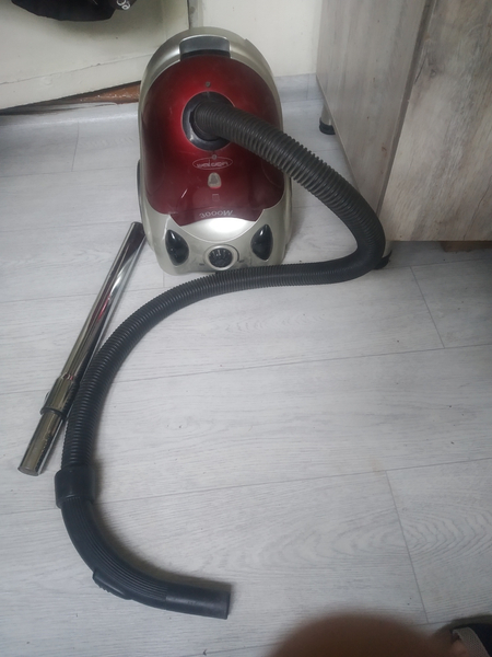 Мощный 3000 Watt пылесос
