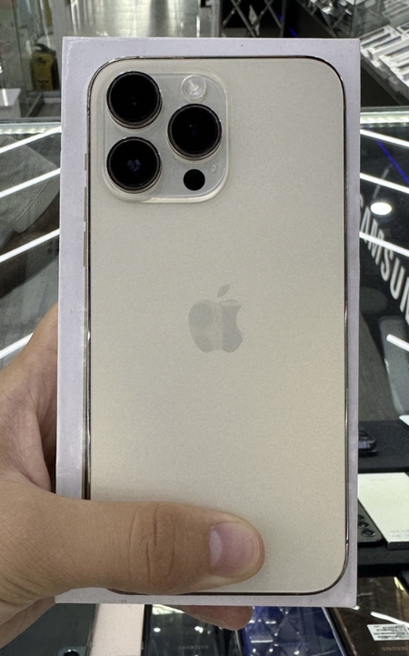 Iphone 14 pro max gold