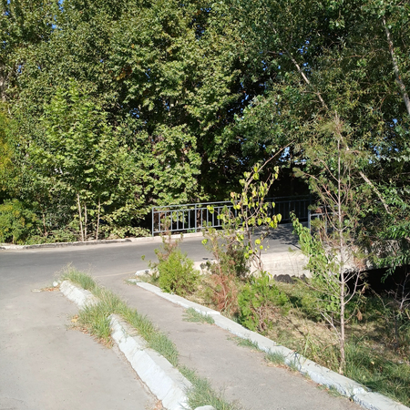 Мирзо-Улугбекский район. Участок 8-Соток 31х26 метров.