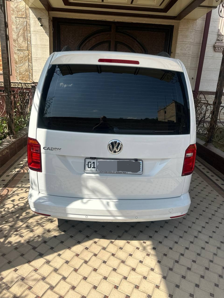 Volkswagen caddy 24.000 km