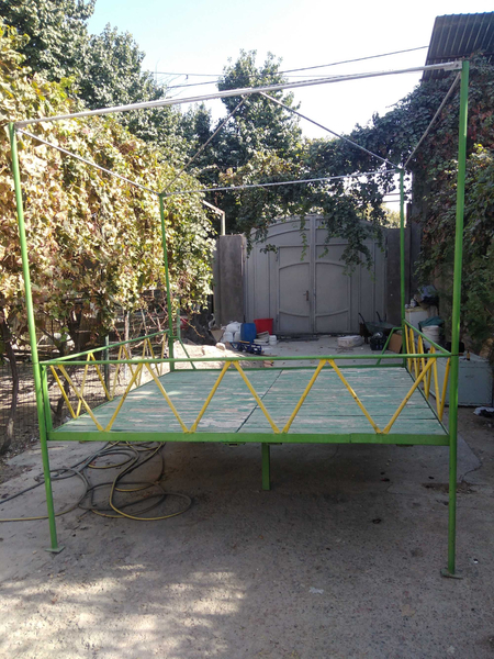 Продаётся топчан разборный