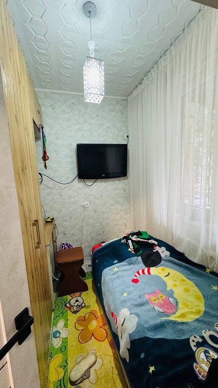 Чиланзар 17 кв\\n3/2/4 \\nБалкон 1,5х 3\\nОбщий площадь 63м²\\nТорец \\nСанузел: