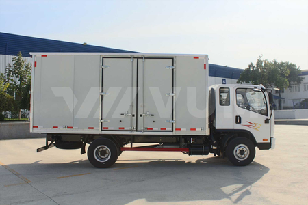 FAW TIGER V Автофургон Промтоварный 7тонна, 21,6куб
