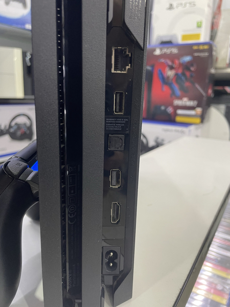 Playstation 4 pro 6.72