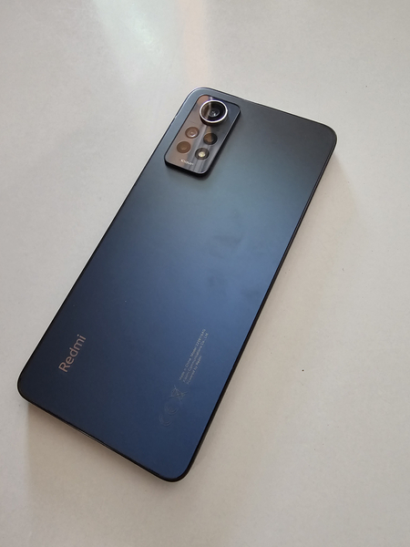 Redmi note 12 pro sotiladi 128/8