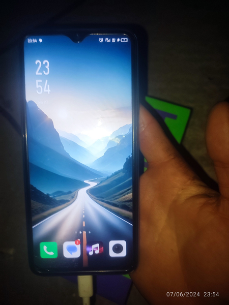 Infinix HOT 30 i