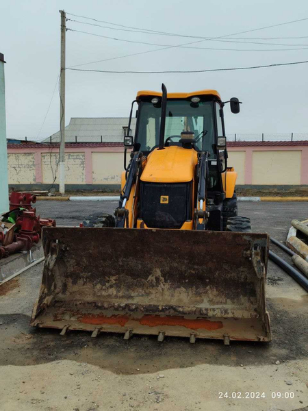 Аренда JCB 3DXS экскаватор погрузчик (2 штук есть)