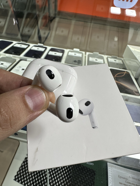 Airpods 3 Holati yaxshi
