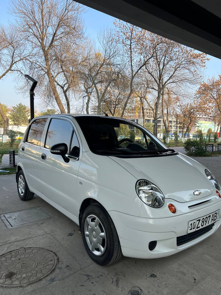 Matiz 3. Sotiladi kraska toza. Naqtga, variantga yuq.