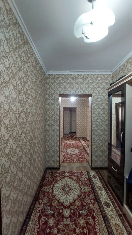 Срочно! 4/3/9. 4-х ком. кв. Спутник-16, Янгихает р-н (Сергели).