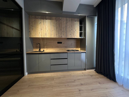 Poytaxt Residence Продается 2 комнатная квартира ремонт ул.Махтумкули