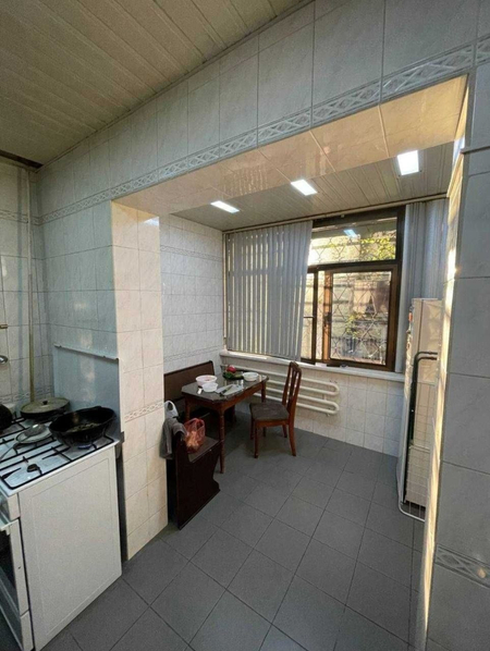 Юнусабад 2кв 2/1/4 улучшенная планировка