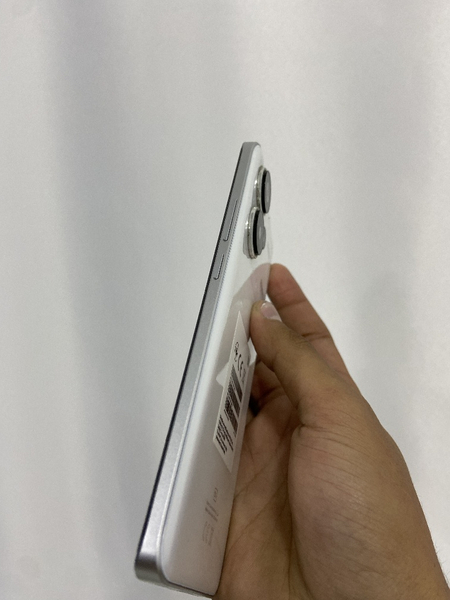 Redmi Note 13 Pro+ 5G  1 qol 2 oy ishlatilgan idyal