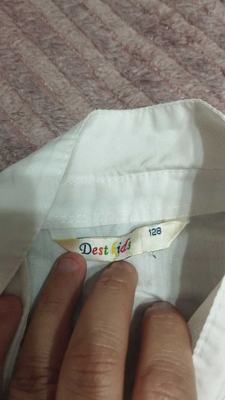 Продам блузки для школы