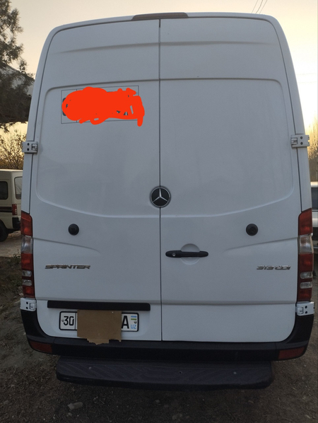 Mercedes Benz avtofurgon