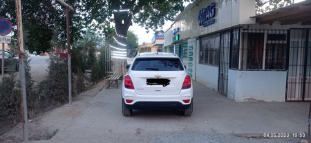 Treker 1 sotiladi 2019 Yil LTZ