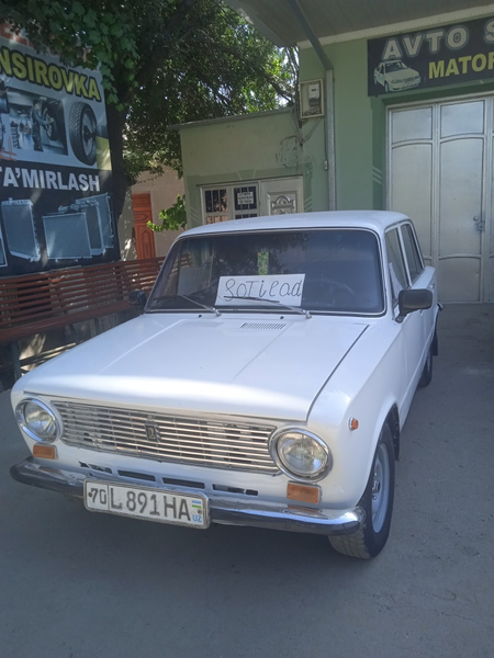 Vaz 21011 avto.1980