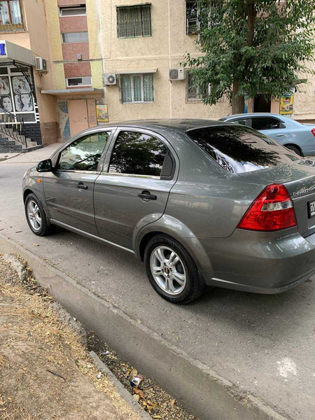 Продаю своё авто Шевроле нексия ³
