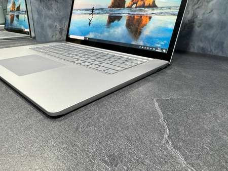 Microsoft surface laptop 3
