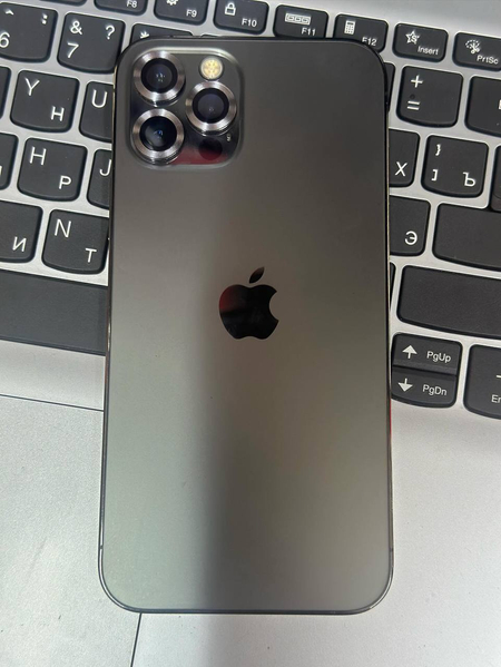 iPhone 12 pro sotiladi
