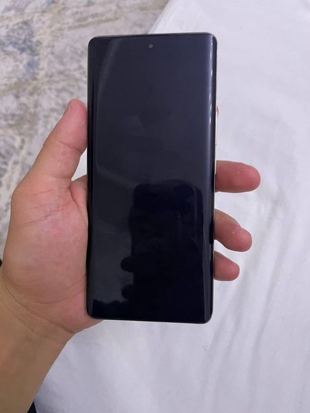 Infinix zero 30 256gb yashil rangi holati zor