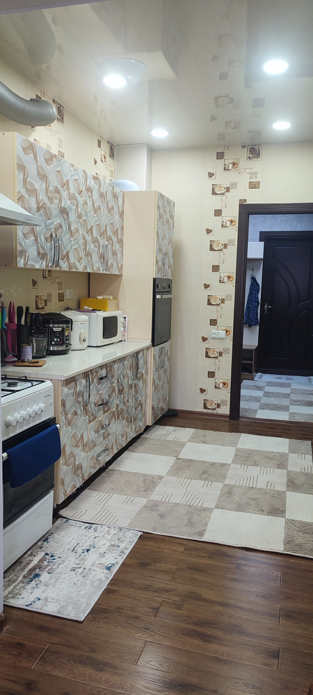 Продам 2в3 комн.кввртиру, 2 этаж! Балкон 1,5*6!