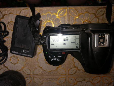Nikon 300D 18-200 обектив , сотилади