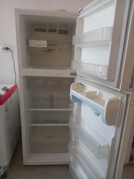 Продается холодильник