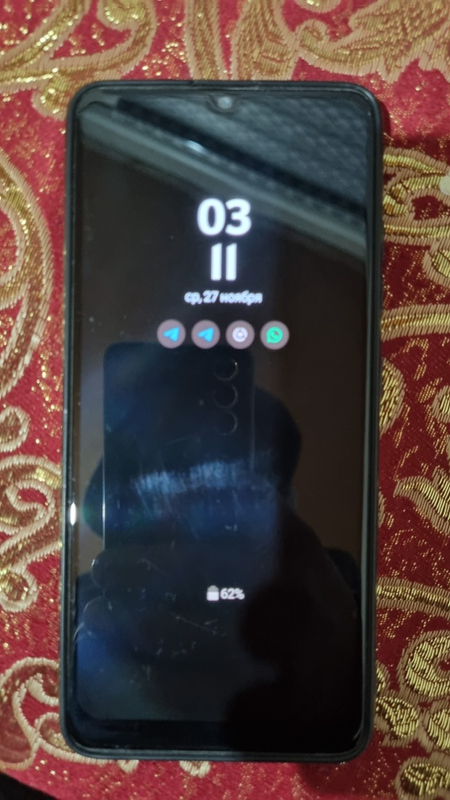 Samsung A 32   holati  yaxshi