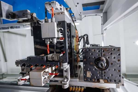 Сверлильно-присадочный центр с ЧПУ KDT KD-610R