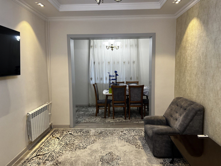 Продам свою квартиру на Карасу-1, 2/2/4