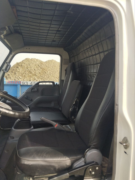 Isuzu   somosval
