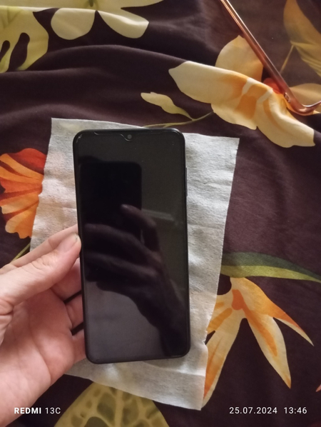 Samsung A13 4/32gb sotiladi
