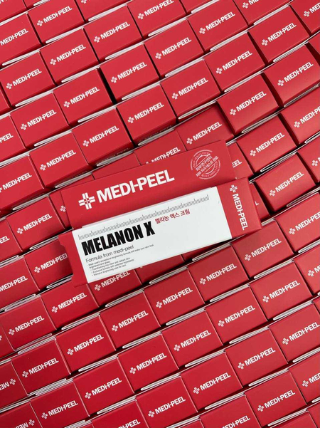 MEDIPEEL Маска-плёнка для сужения пор Red Lacto Collagen