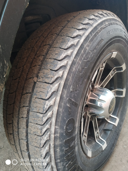 Chevrolet niva  sotiladi