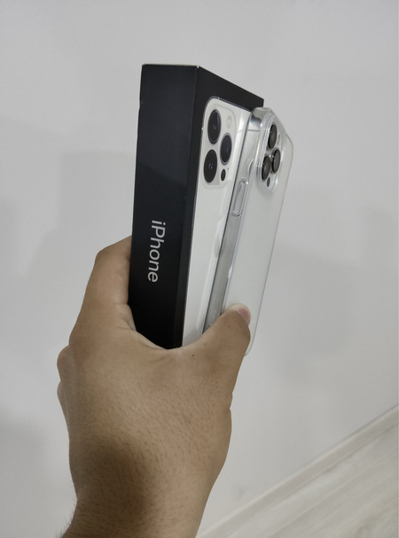 iPhone 13 pro 256 ideal