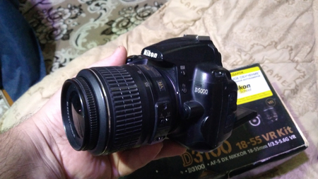 Nikon d5000 sotiladi