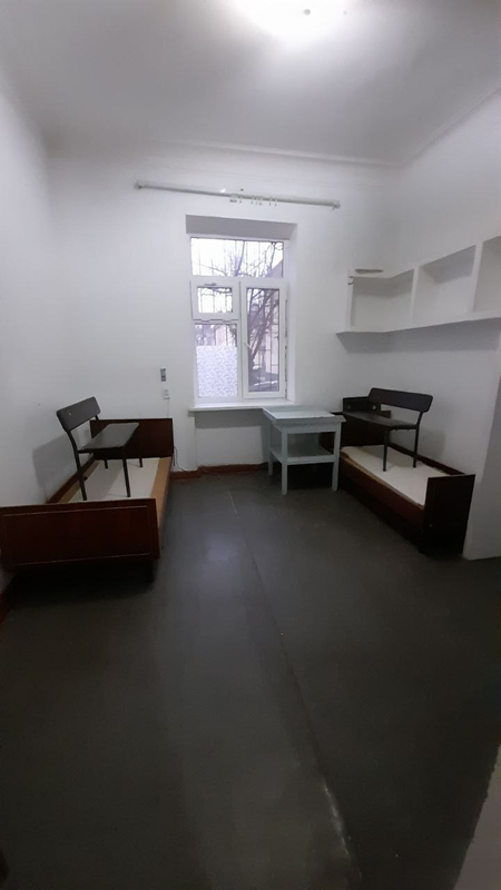 N - 21. 2/1/2 Продается квартира г.Чирчик район дворец химиков