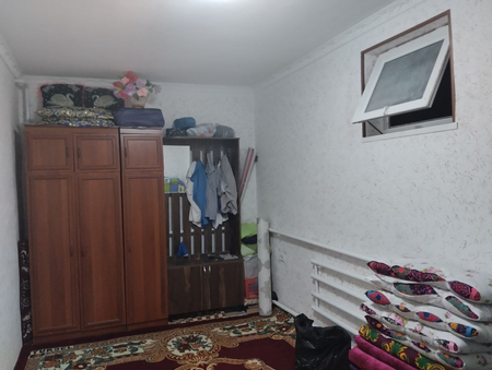 Урта чирчик тумани киров маскани 6 сот