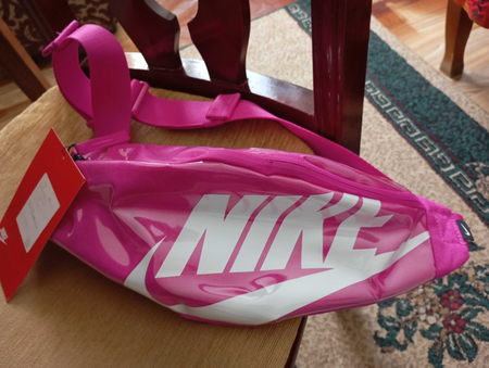 Продается барсетка Nike
