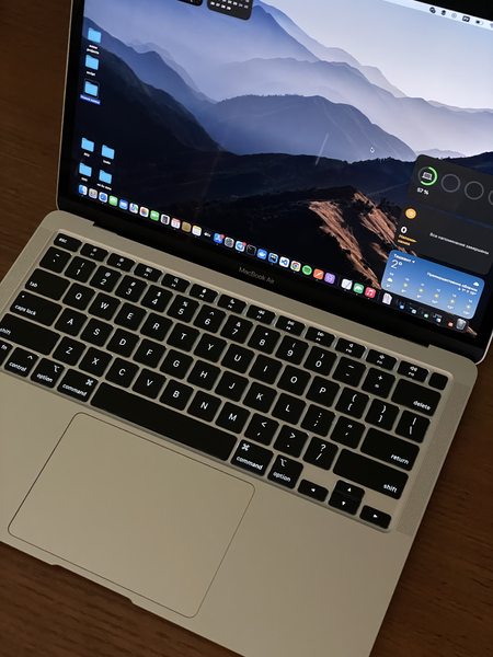Macbook air M1 8/512