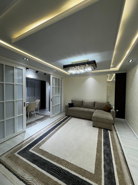 Максим Горький Площадь-60m2 2в3/8/9 Отличная Локация/новый-EVRO REMONT
