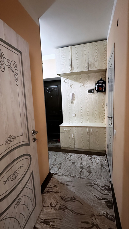 Продаю свою квартиру 2/2/7