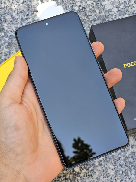 Poco F3 256Gb, Karopka & dok