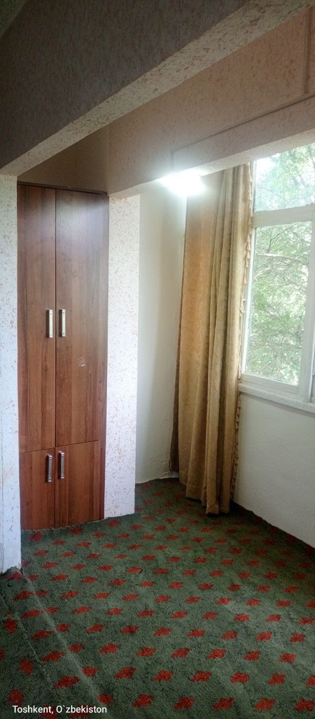 Срочно Продаётся Юнусобод 6-кв 1/4/4