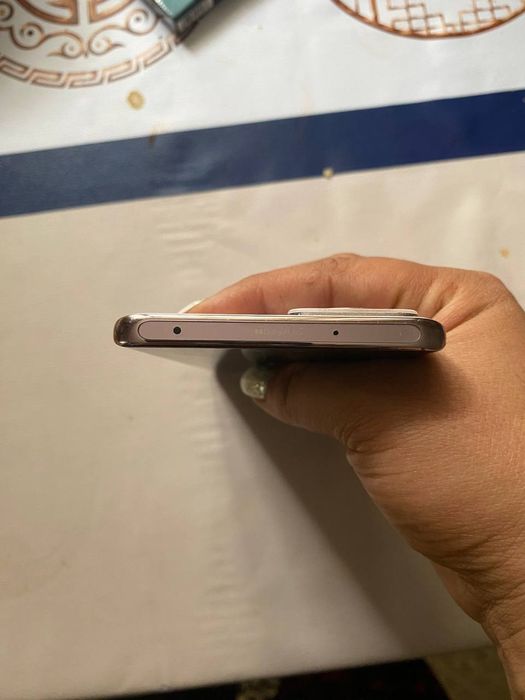 Срочно xiaomi 13 Life