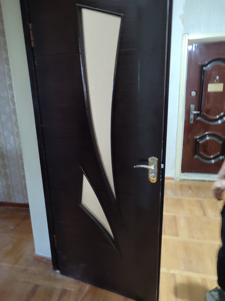 Продам двери канатка бу и дверь входная железная